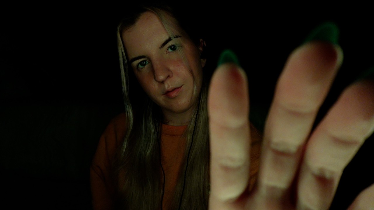 ASMR | Invisible Scratching *dimly lit* (hypnotizing hand movements and ...