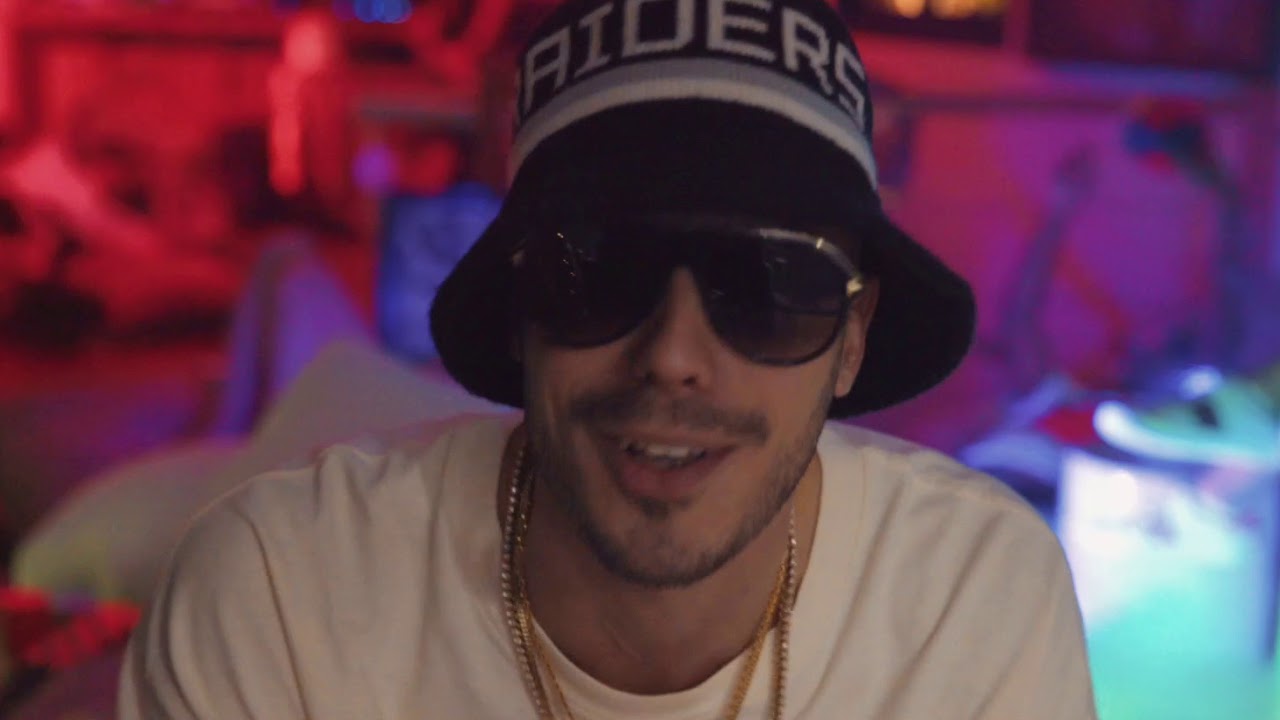 Fe Ribeiro - Duplex (Explícito) - YouTube