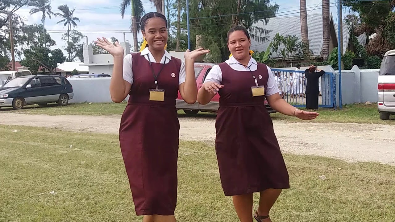 Tonga High School assembling after the Parliament March. - YouTube
