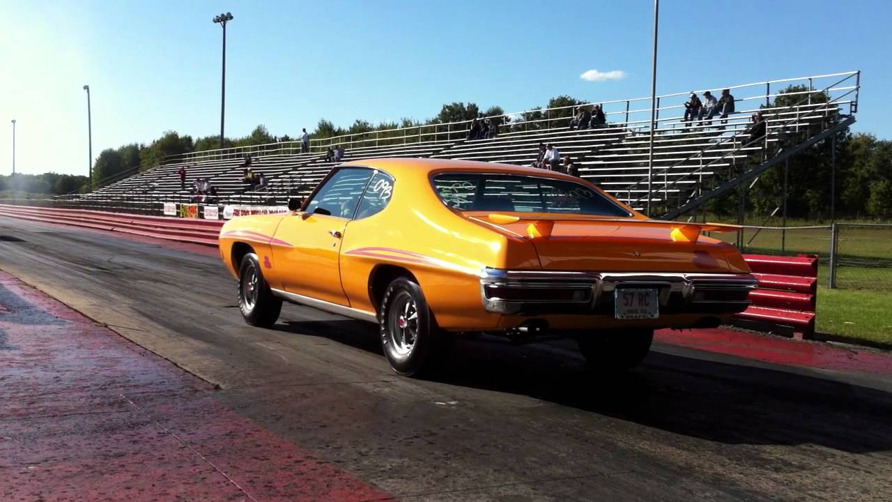 2011 Pure Stock Muscle Car Drag Race - '70 Judge RAIV Burn Out - YouTube