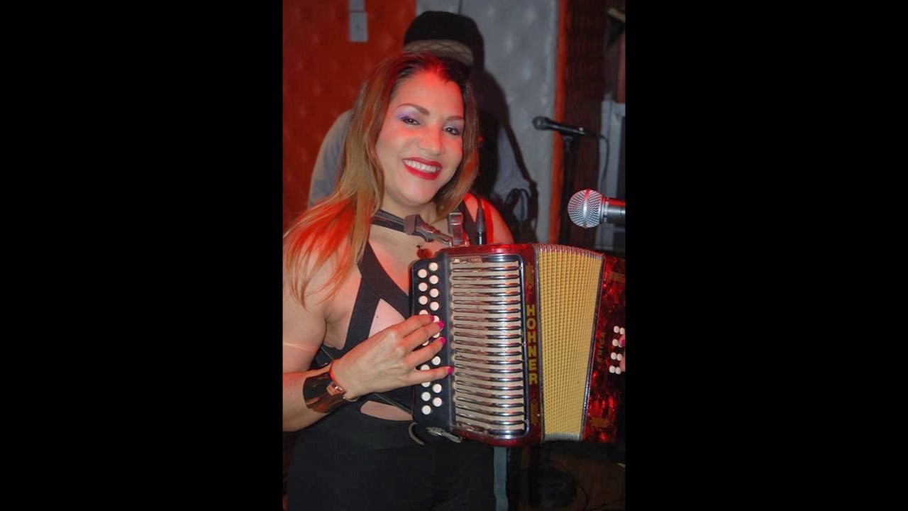 MARIA DIAZ EN VIVO - YouTube
