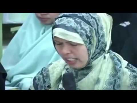 Mengharukan ! Detik - detik masuk islam.