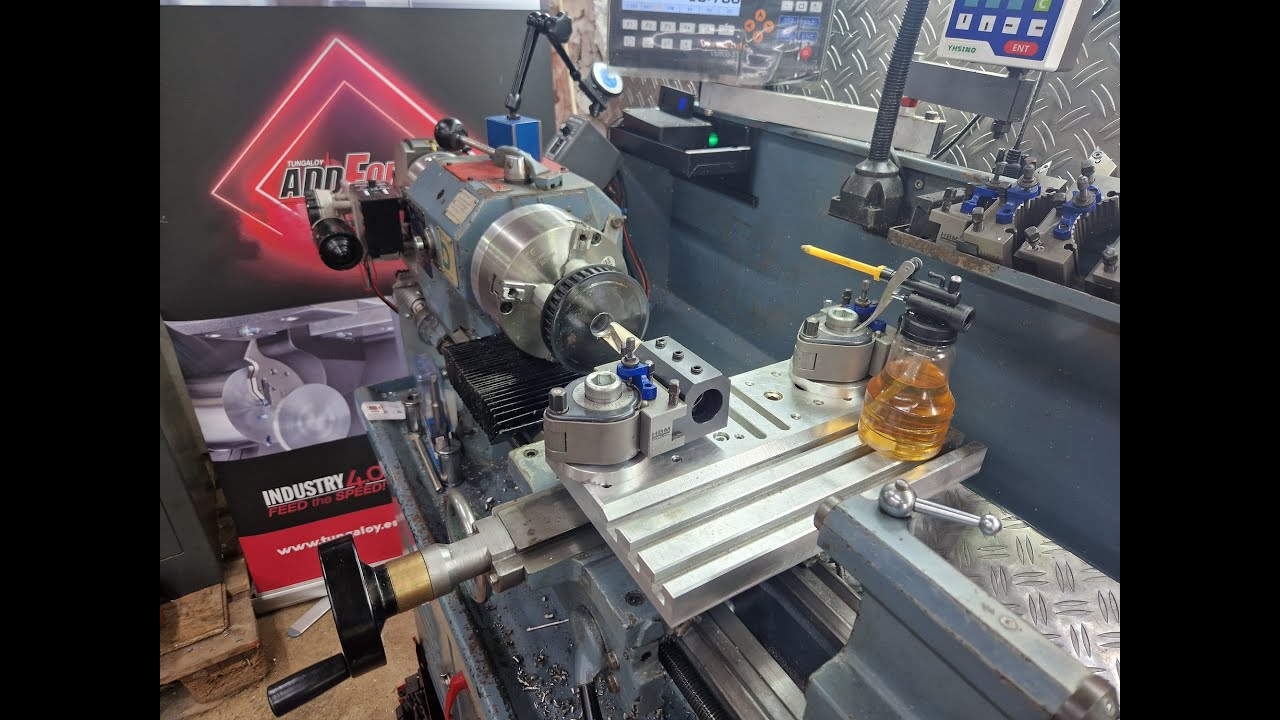Mandrinado En el Torno De Polea Dentada RPP 8 - Patrocina Tungaloy Iberica - YouTube