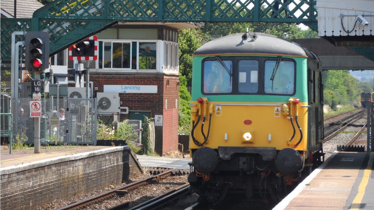 SN Class 73202 passes Lancing working 0Z73. 7/7/17 - YouTube