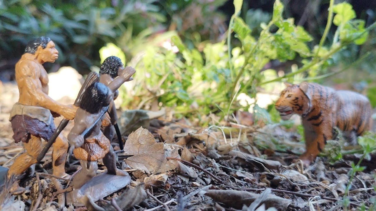 Life Of The Neaderthal 3: Incoming Threat - YouTube