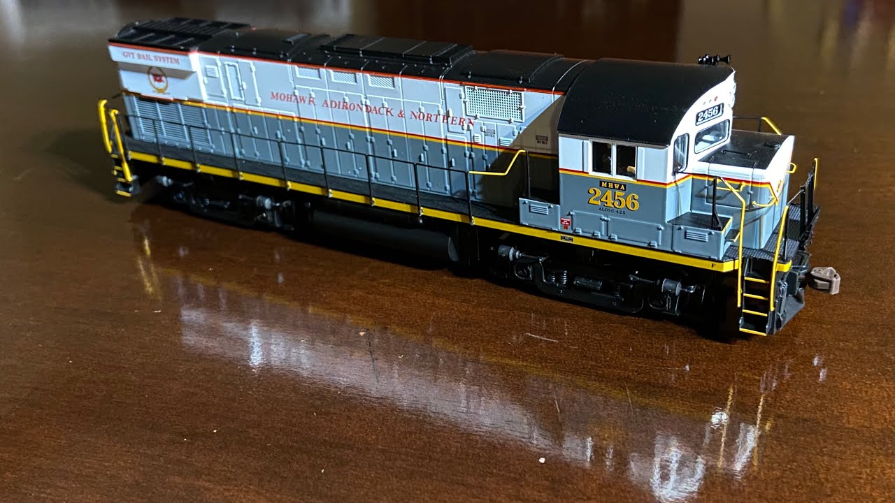 Atlas HO C425 Mohawk, Adirondack & Northern #2456; the other Utica ...