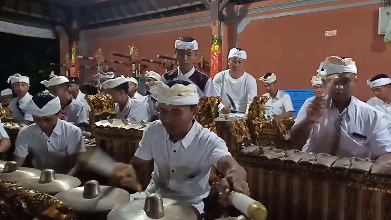 PATGARI DENGAN TEROMPONG PUSPA SARI KENCANA - YouTube