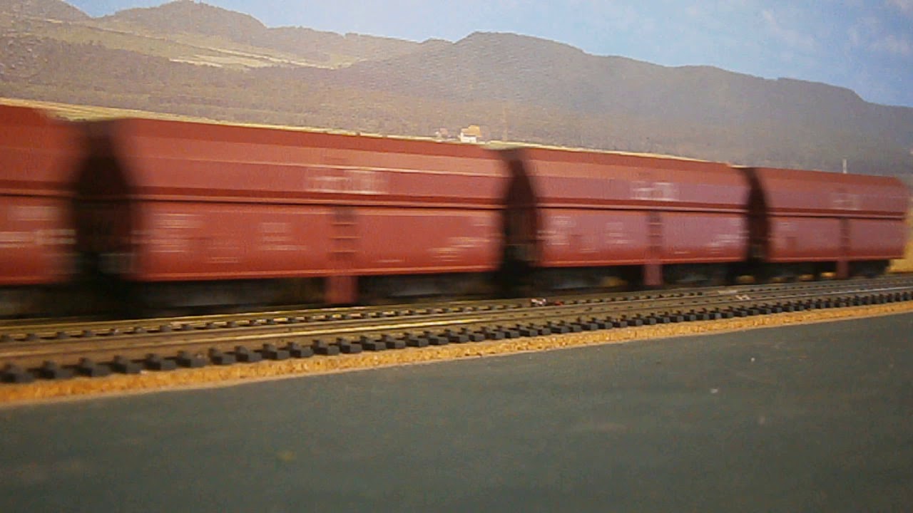 PA266508 fleischmann BR51 + 10 Erz IIId / BR03 express DB - YouTube