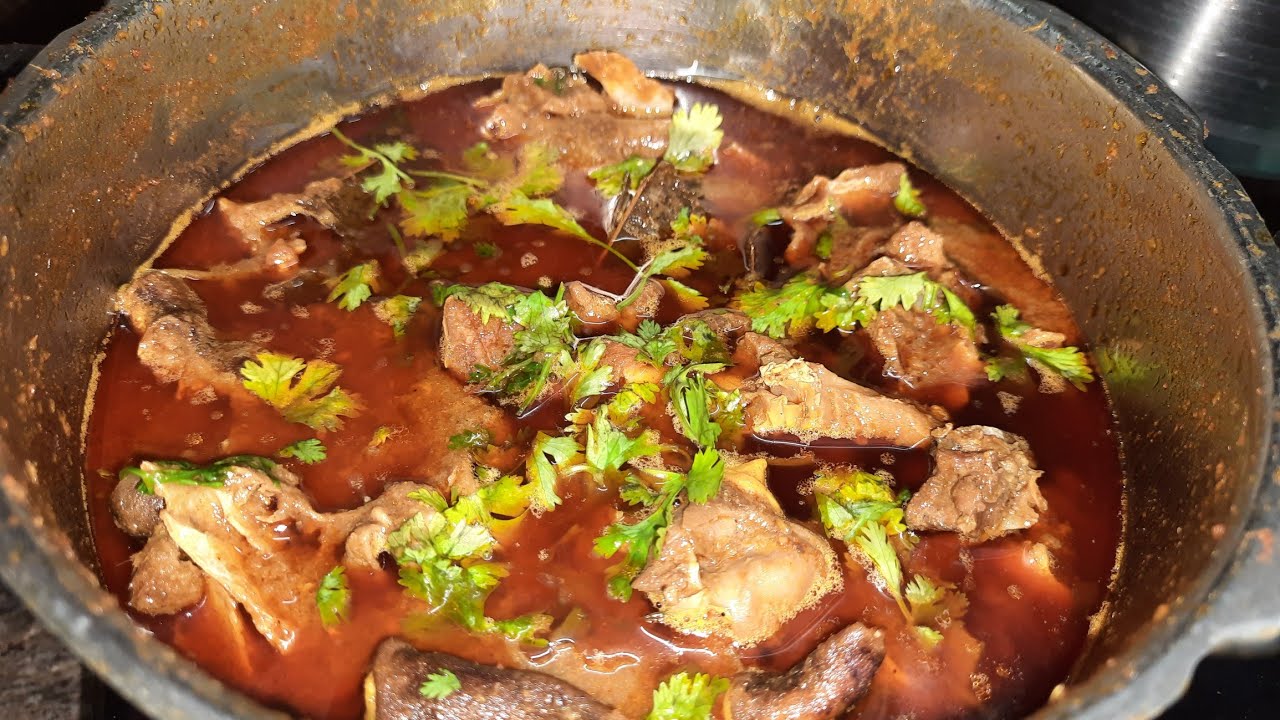 మేక తలకాయ షేర్వా How to Cook Goat Head Curry in Pressure Cooker - YouTube