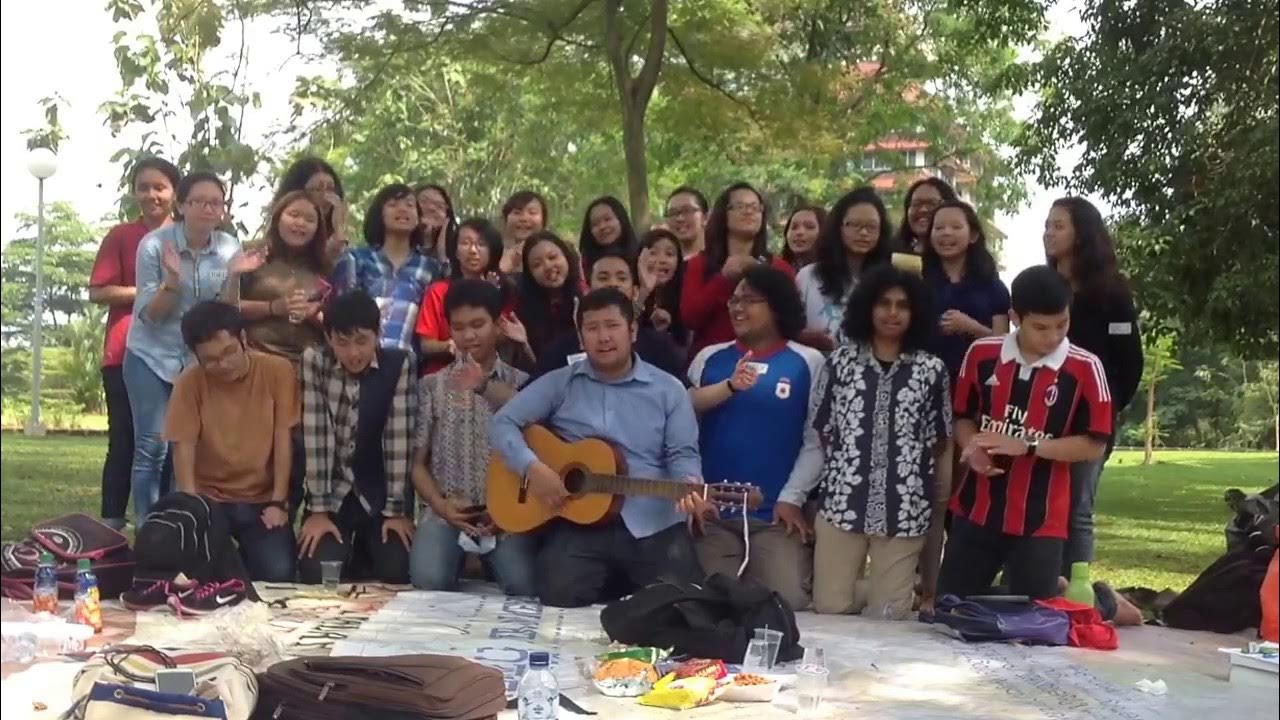 KITA SATU KELUARGA DALAM KRISTUS - YouTube