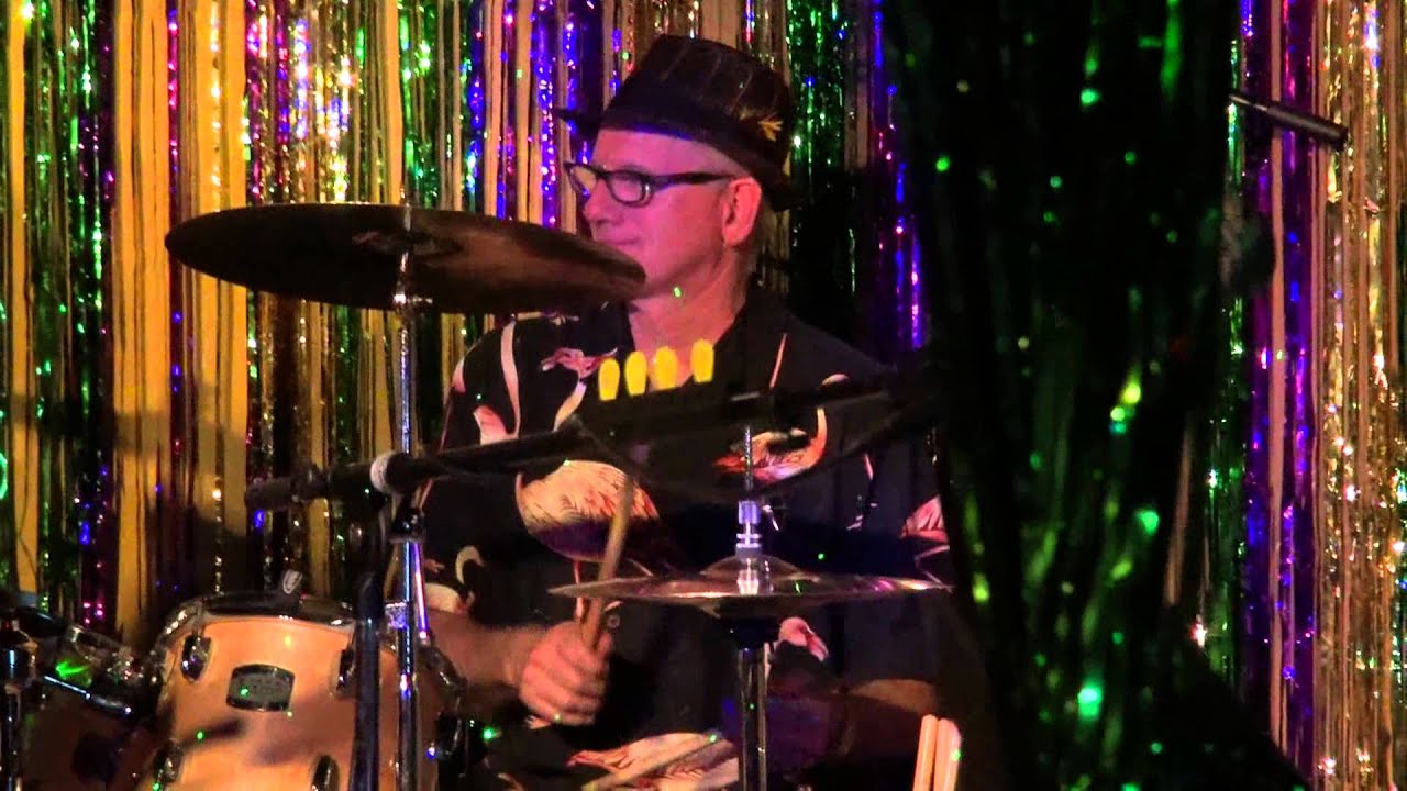 Moon Daddy Band at CC's Lounge in Burien May 4, 2013 (5) - YouTube