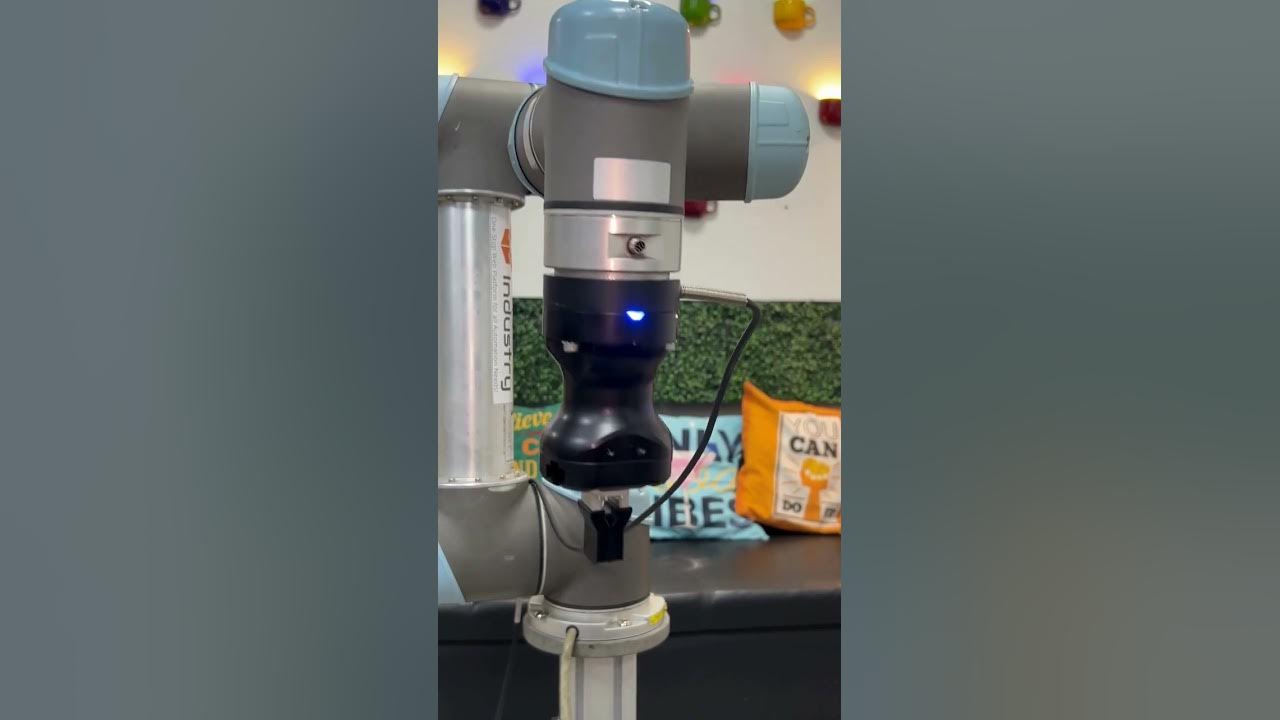 The Universal Robot UR3 paired with the Robotiq Hand-E Gripper ...