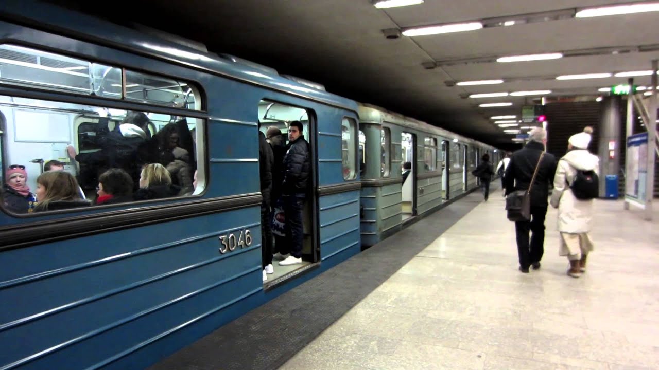 Budapest M3 Metro: Lehel tér [1080p] - YouTube