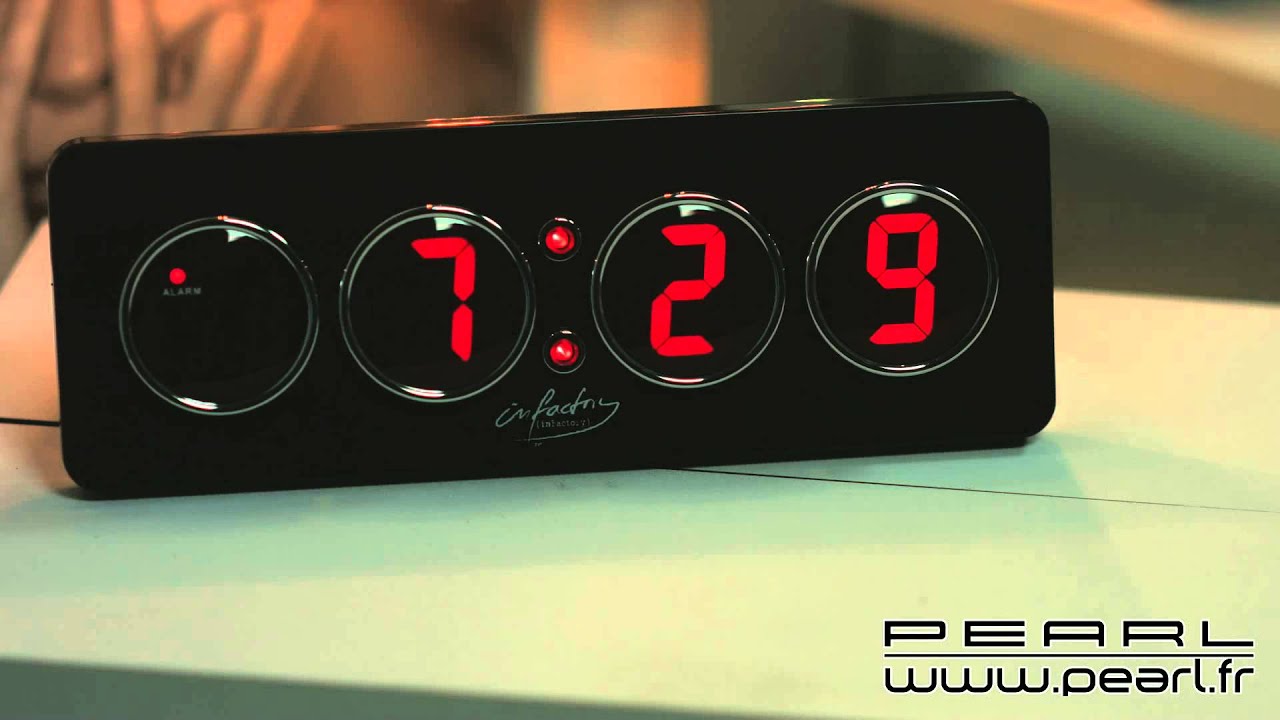 NC7238 - Horloge réveil à LED design rétro - YouTube