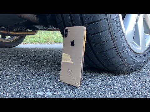 iPhone XS Max vs CAR