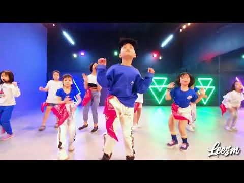 Money | Lisa Blackpink | Leesm's Kidz | Choreography by Leesm