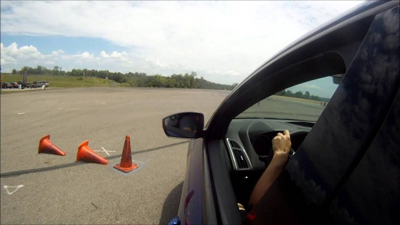 SCR SCCA PE4 - Andrew Pallotta - Ford Focus ST #192 GS - YouTube