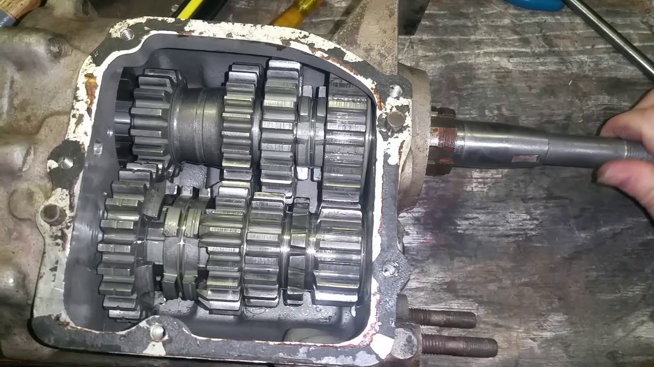 4 Speed Softail Transmission - YouTube