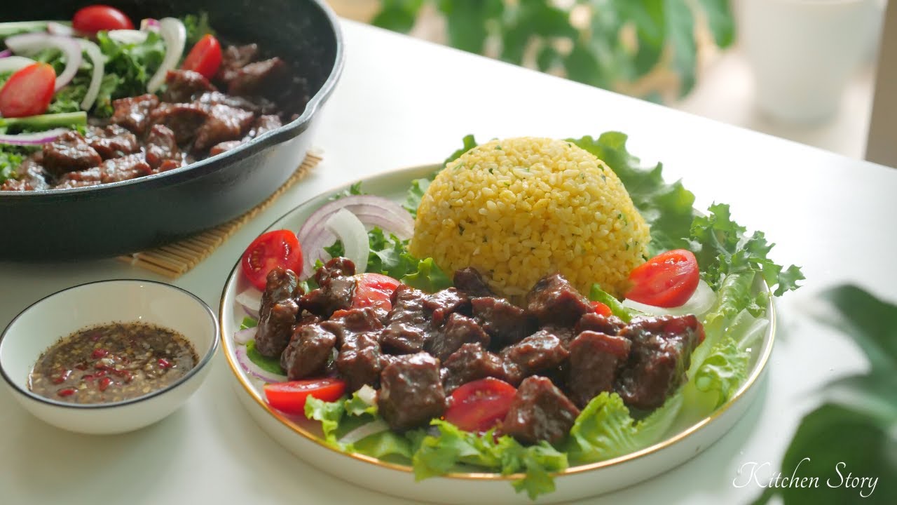 បាយឆាឡុកឡាក់[Beef Lok Lak/Egg Fried Rice]ម្ហូបខ្មែរ[Kitchen Story ...