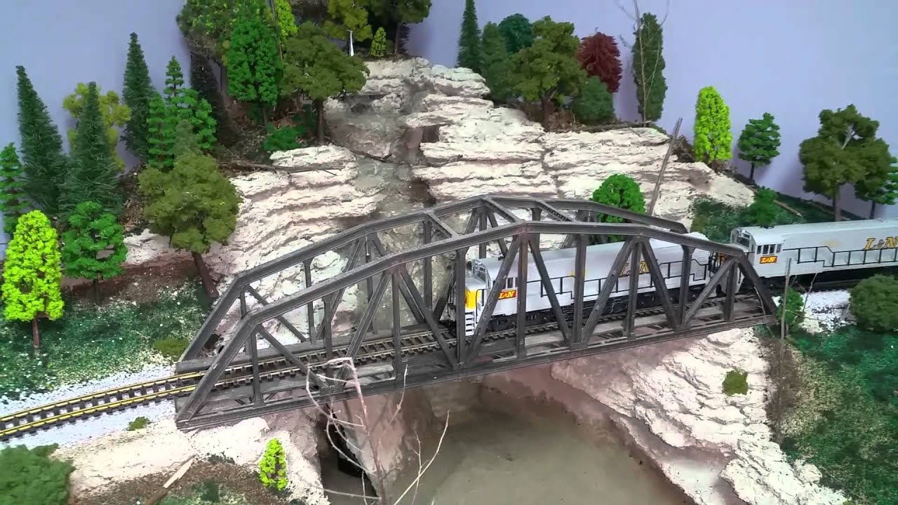 HO SCALE WORKING WATER FALL - YouTube