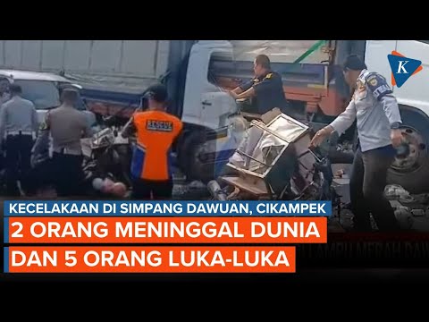 Tabrakan Beruntun 13 Kendaraan Terjadi di Lampu Merah Dawuan Cikampek