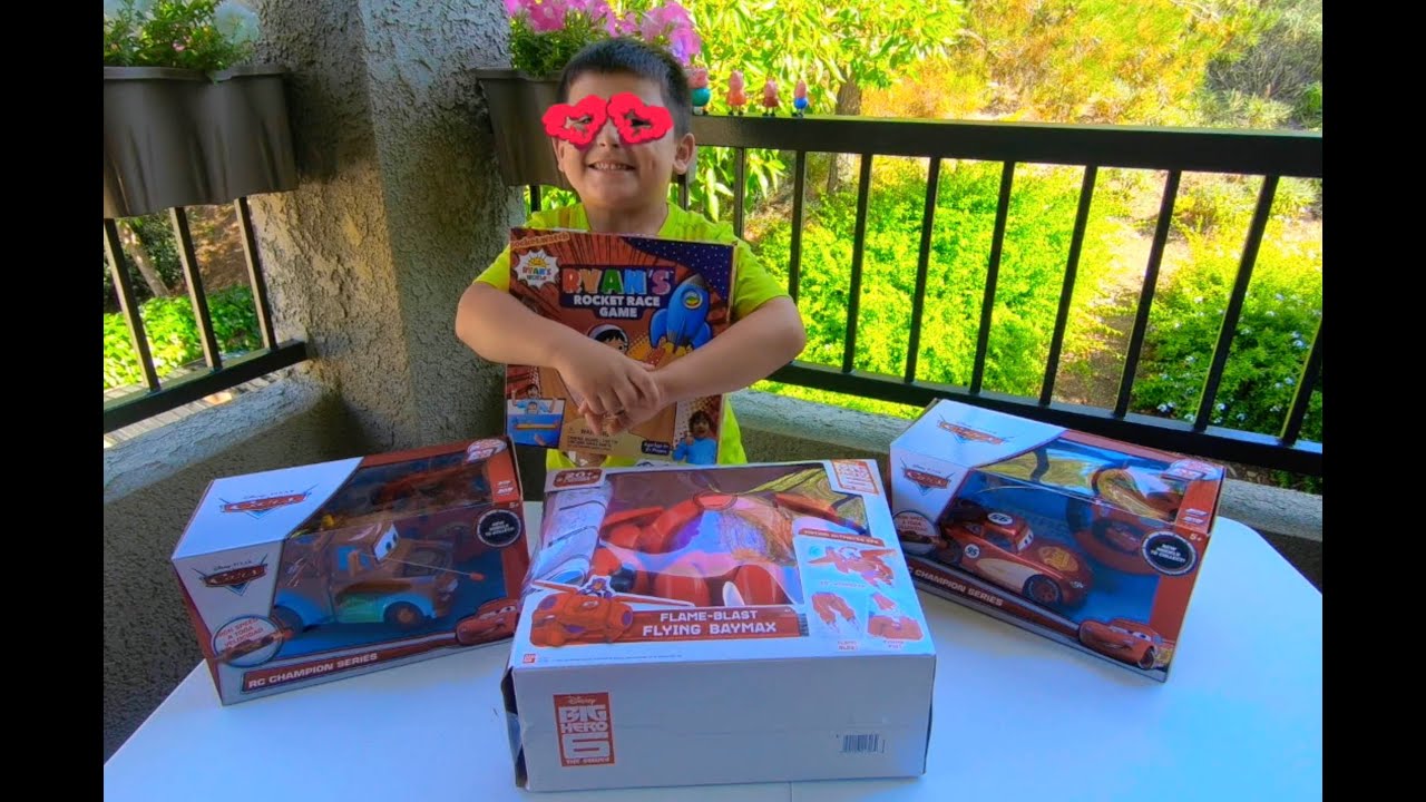 Дисней Тачки Маккуин Метер, Бэймакс и Ryan's rocket race game - YouTube