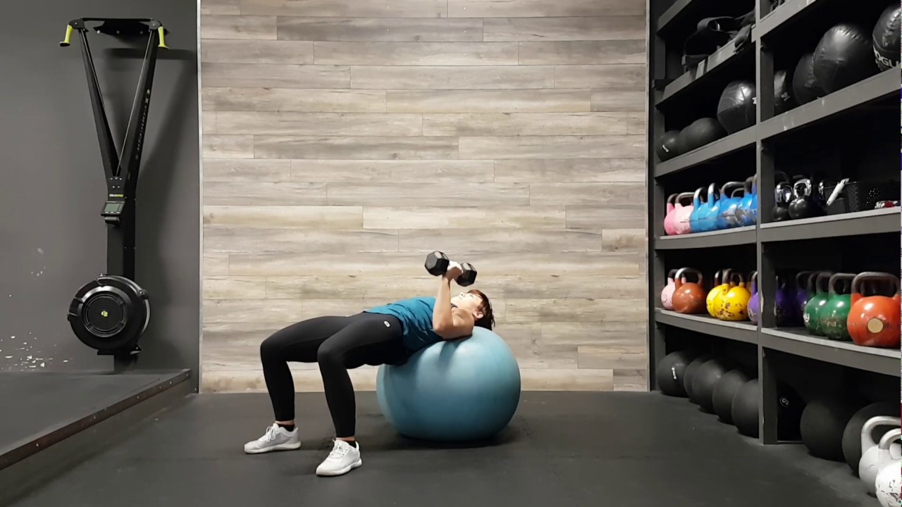 Single arm dumbbell bench press on swiss ball - YouTube