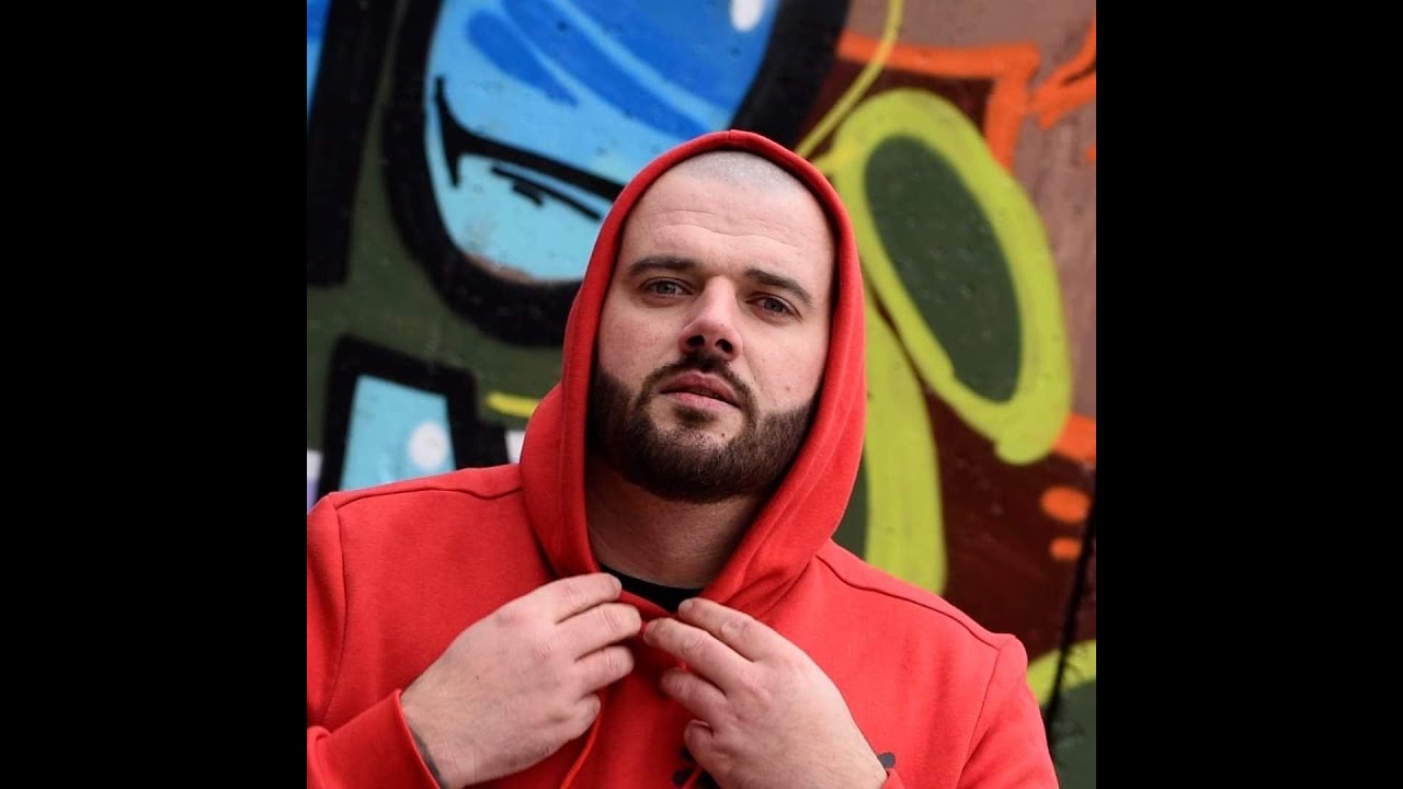 Atesz - Pillanat (Official Music Video) - YouTube Music