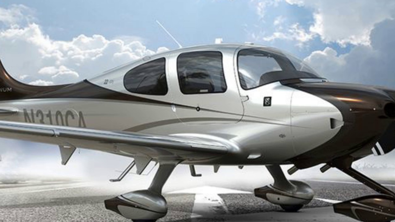 Cirrus Refreshes Its Range of Single Engine Piston Aircraft for 2017 ...