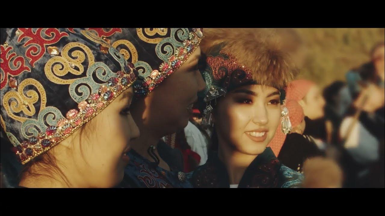 Accensione del Tripode dell'Amicizia - Sagra del Mandorlo (Graziano Mossuto) - YouTube