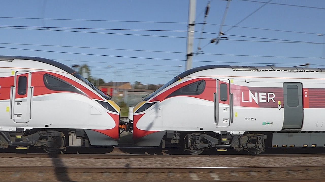 Double LNER 'Azuma' passes Peterborough (17/9/20) - YouTube