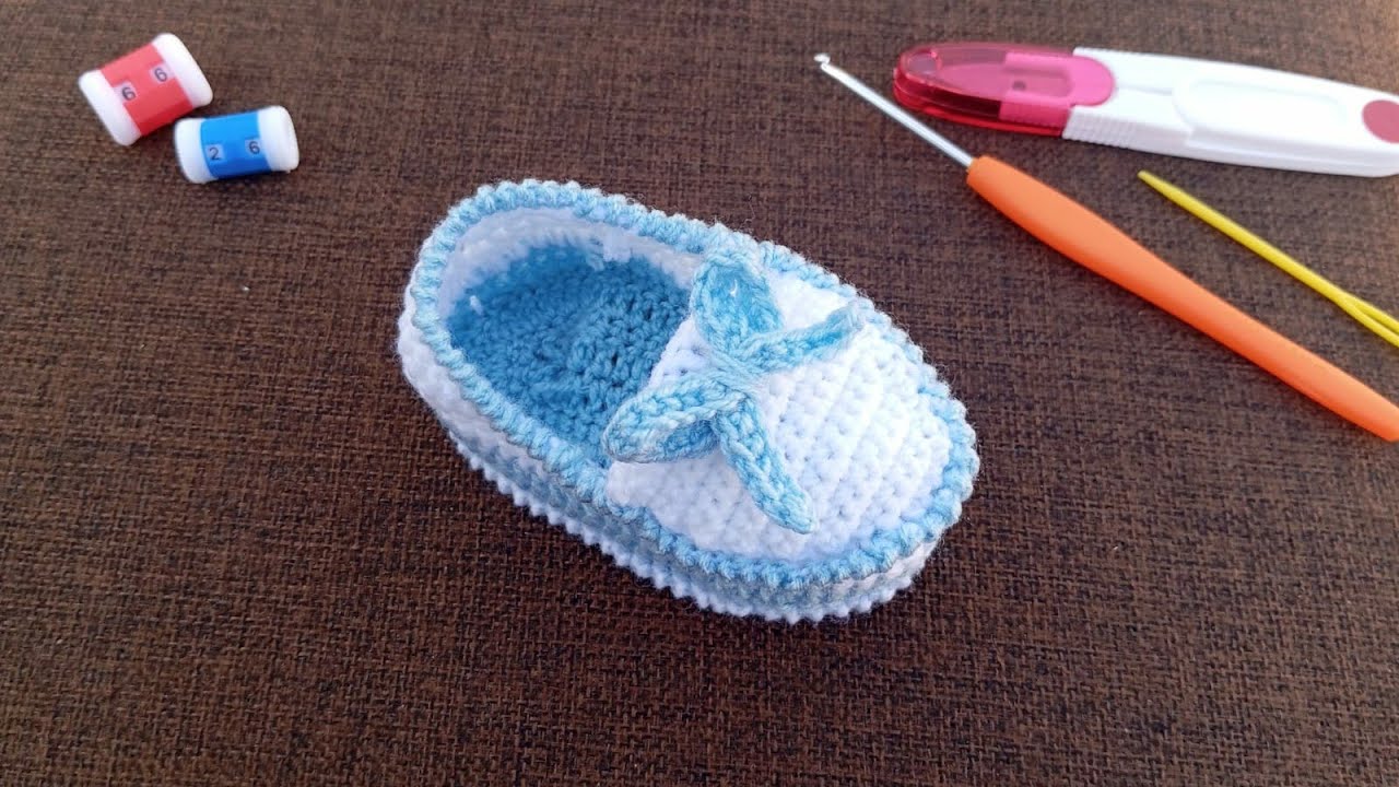Tutorial: How to make Crochet Booties| Sam Crochet - YouTube