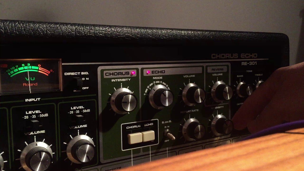 Roland RE-301 Space Echo demo : Bowie + Mercury isolated vocals on ...