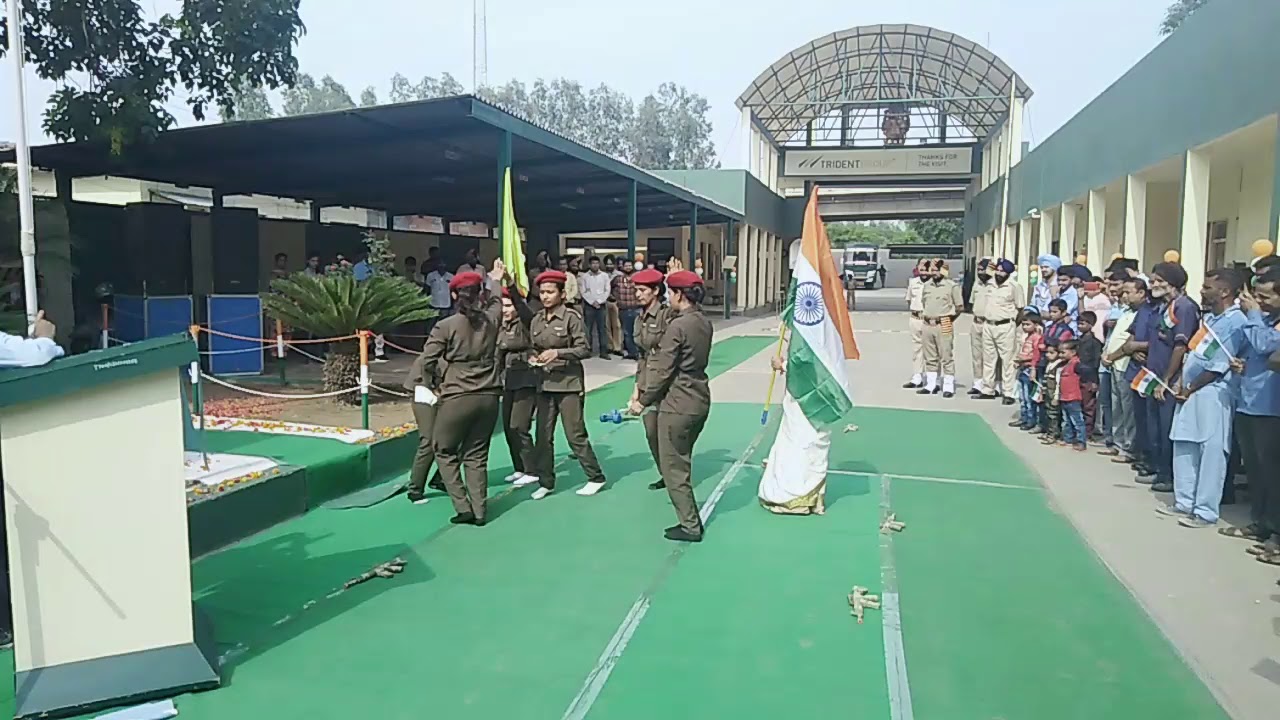 Jalwa Tera jalwa jalwa 15 August program Trident barnala Punjab - YouTube