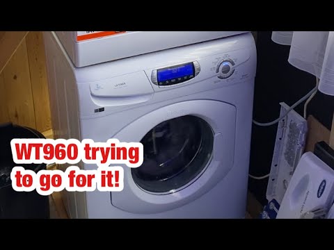 Hotpoint Ultima WT960 washing machine || VERY unbalanced final spin ...