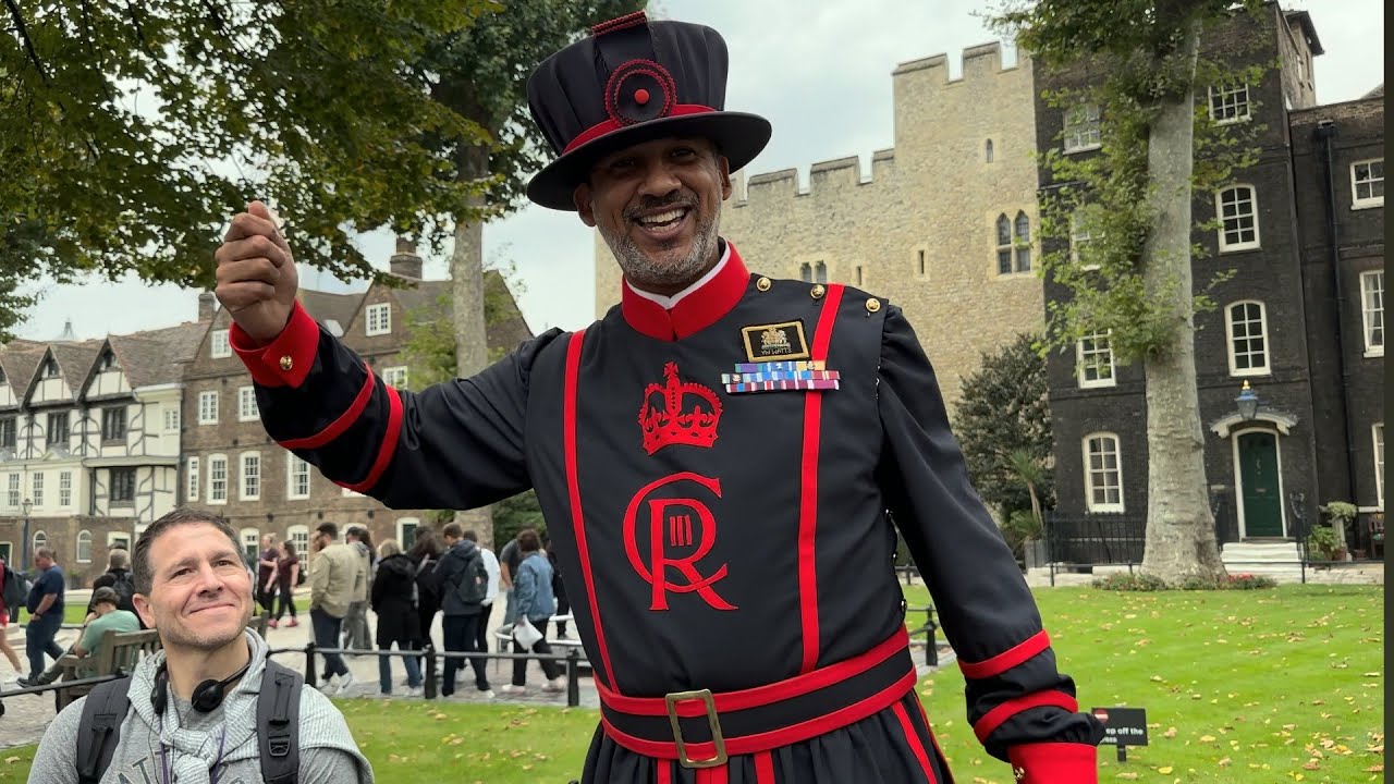 🇬🇧 LONDON WALKING TOUR, TOWER OF LONDON: THE BEST BEEFEATER TOUR YOU'LL ...