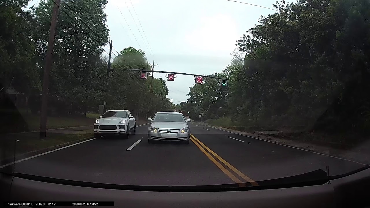 Porsche curbcheck - YouTube