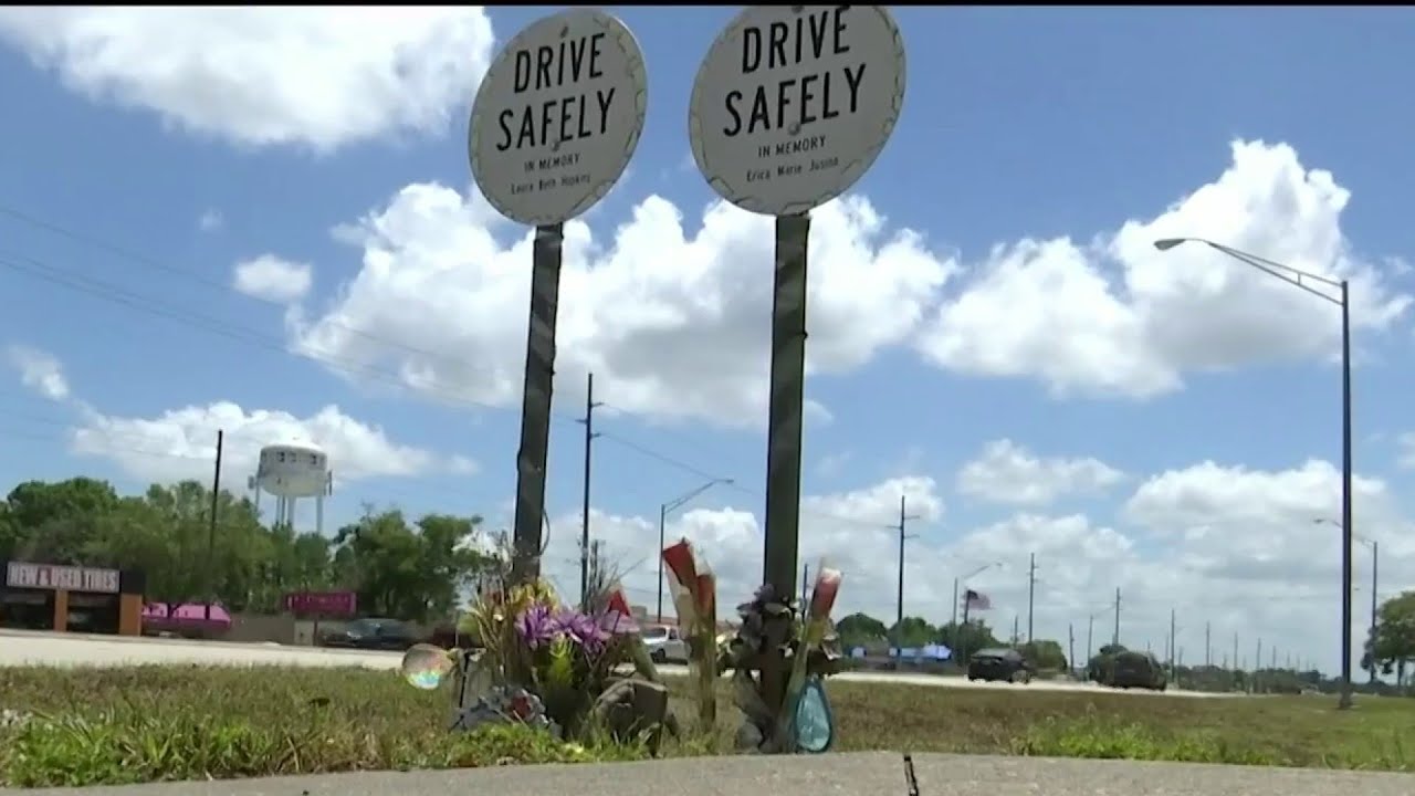 Memorial Drive Safely Signs