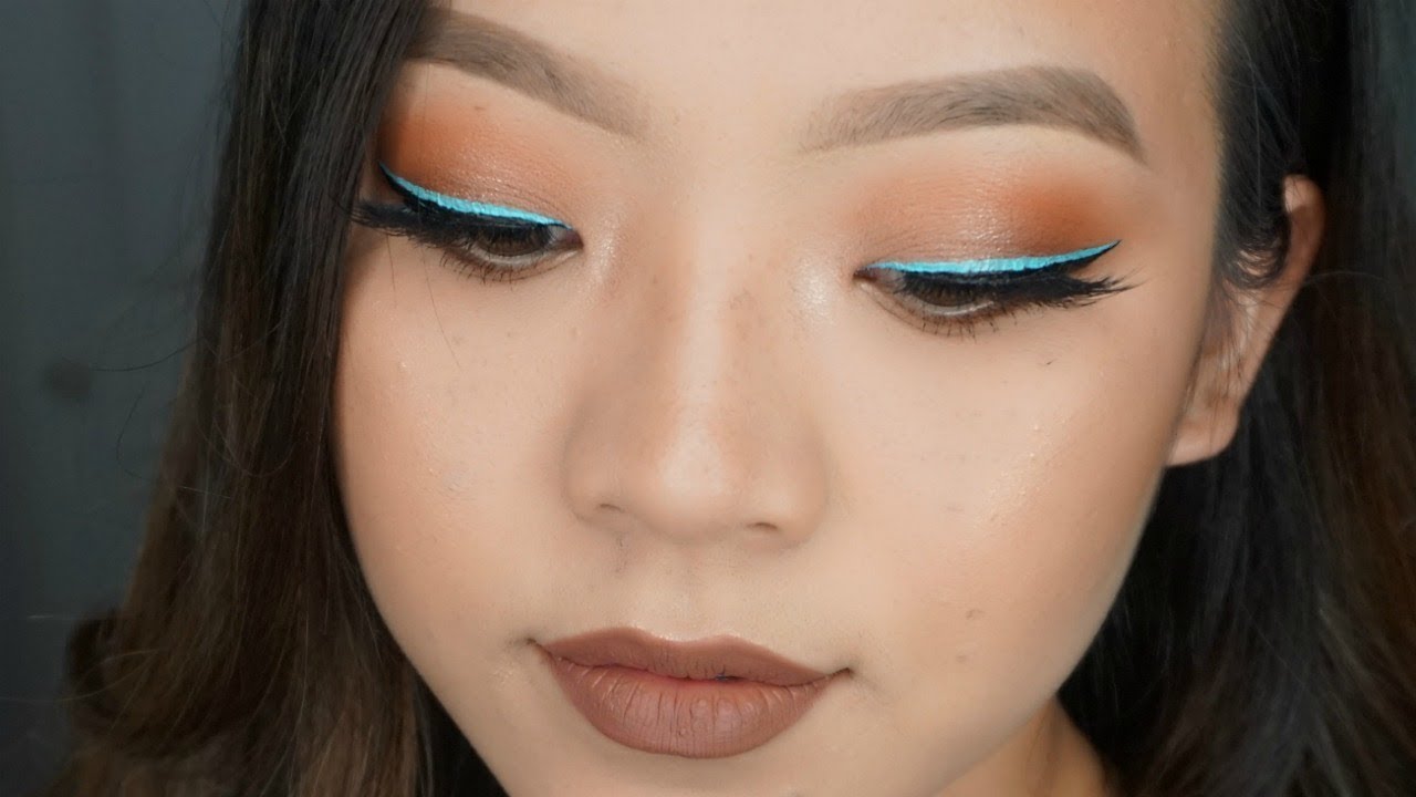 Bold Liner Makeup Look - YouTube