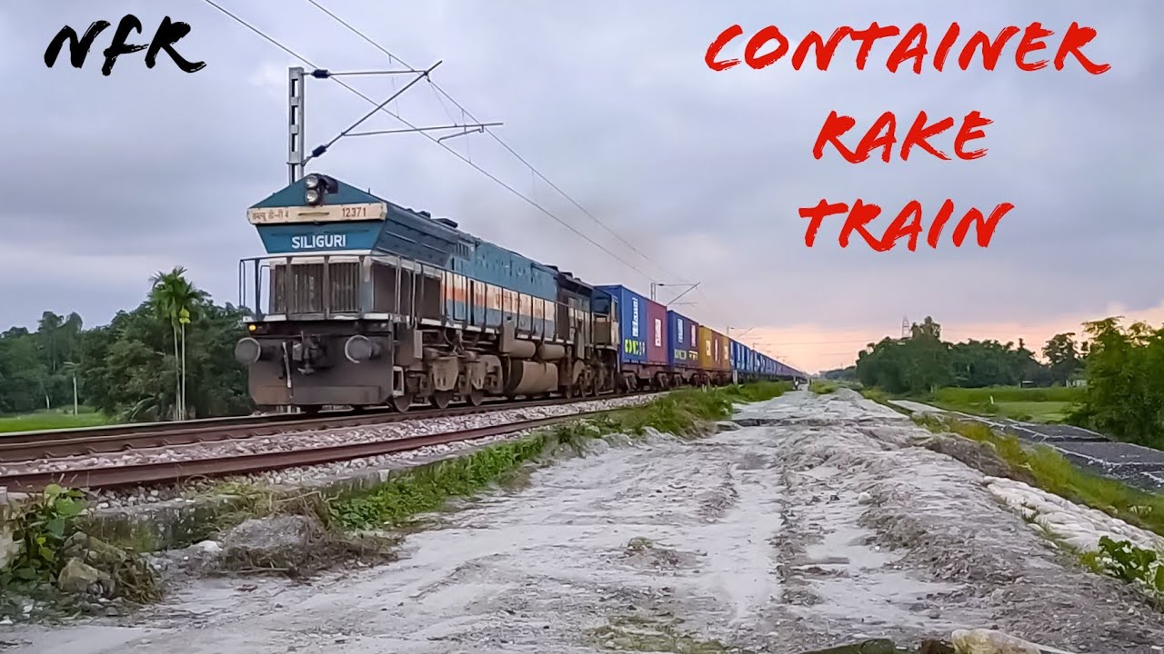 Container Rake Train With SGUJ Based WDG-4 - YouTube