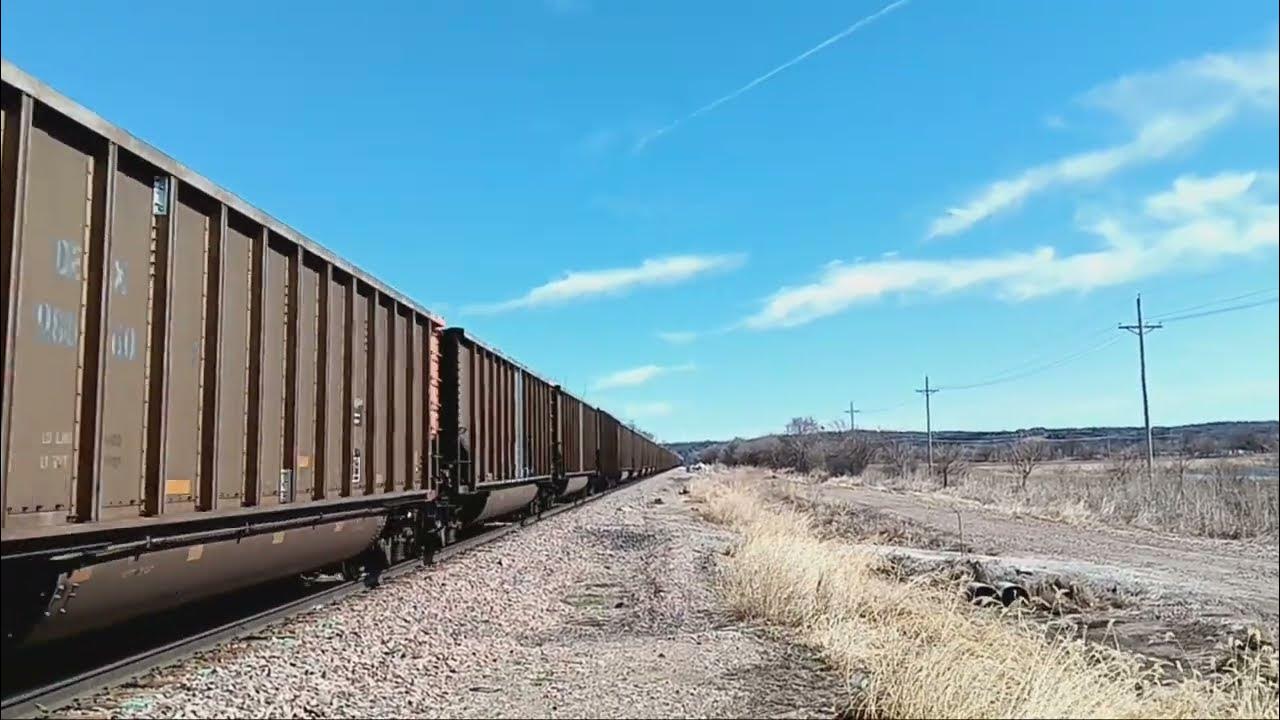 BNSF #8581 Empty Coal Train WB in Cullom, NE (3-16-24) - YouTube