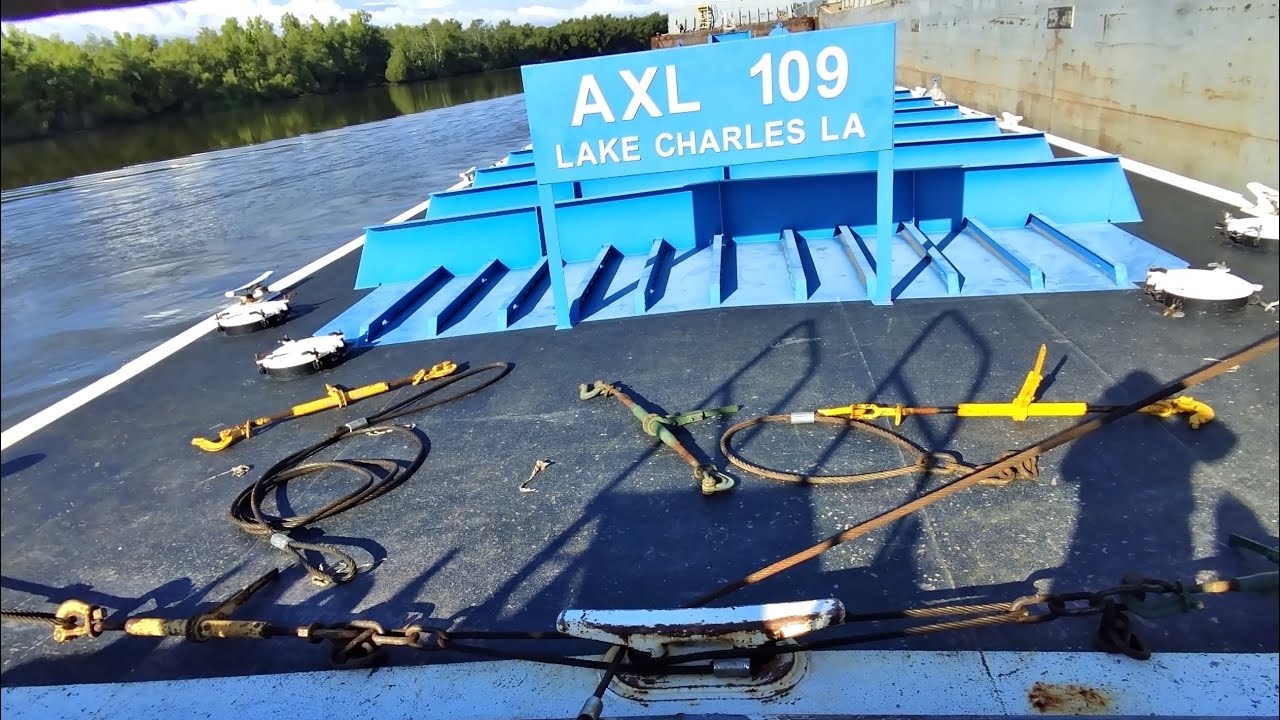 Towboat daily routine vlog (cleaning and checking tow) #fyp #foryou # ...
