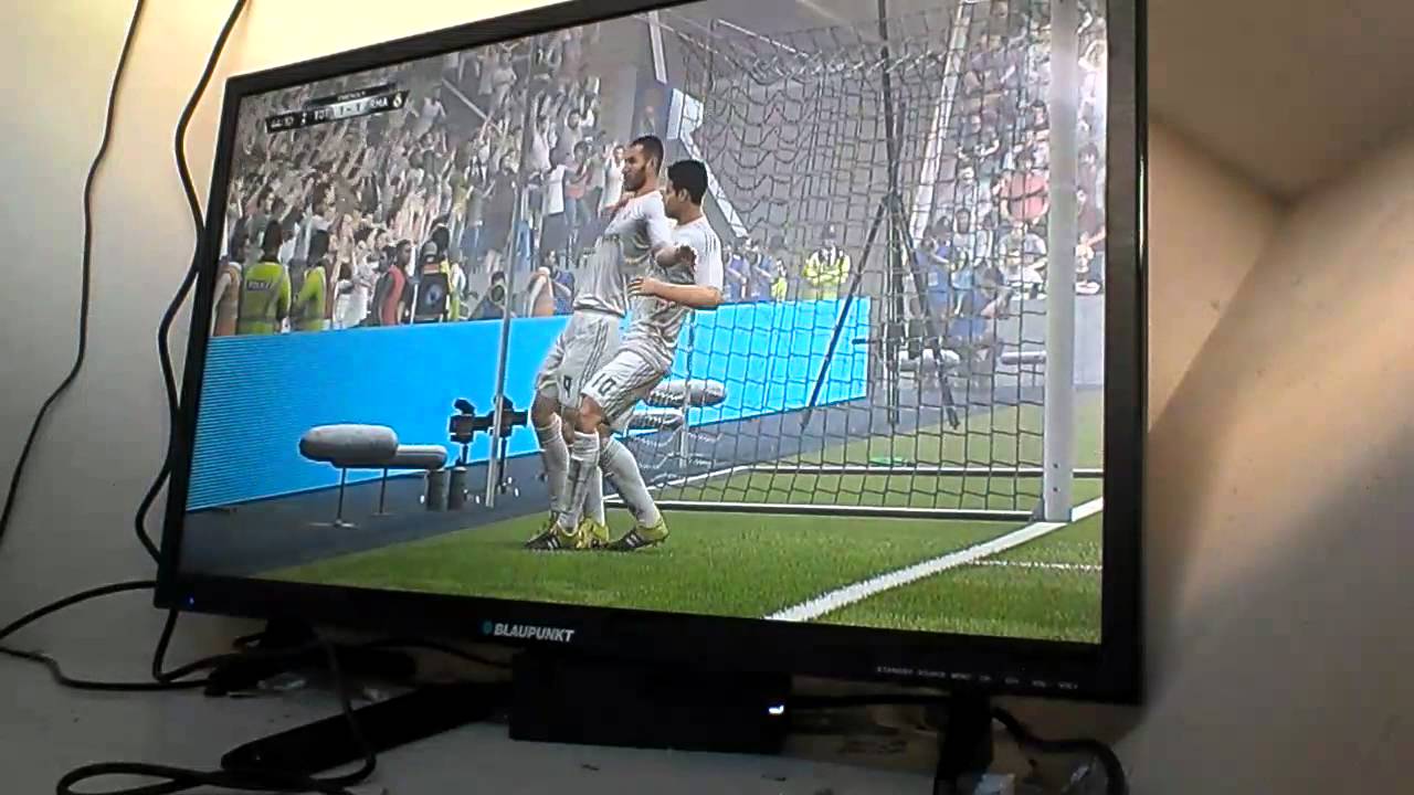 Playing Fifa with friends - YouTube