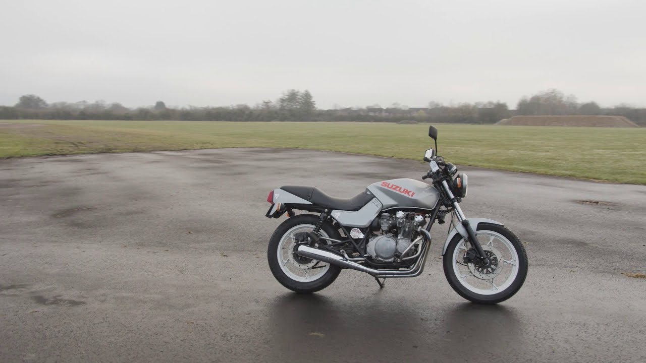 LOT 682 - 1983 SUZUKI GS550M KATANA - YouTube