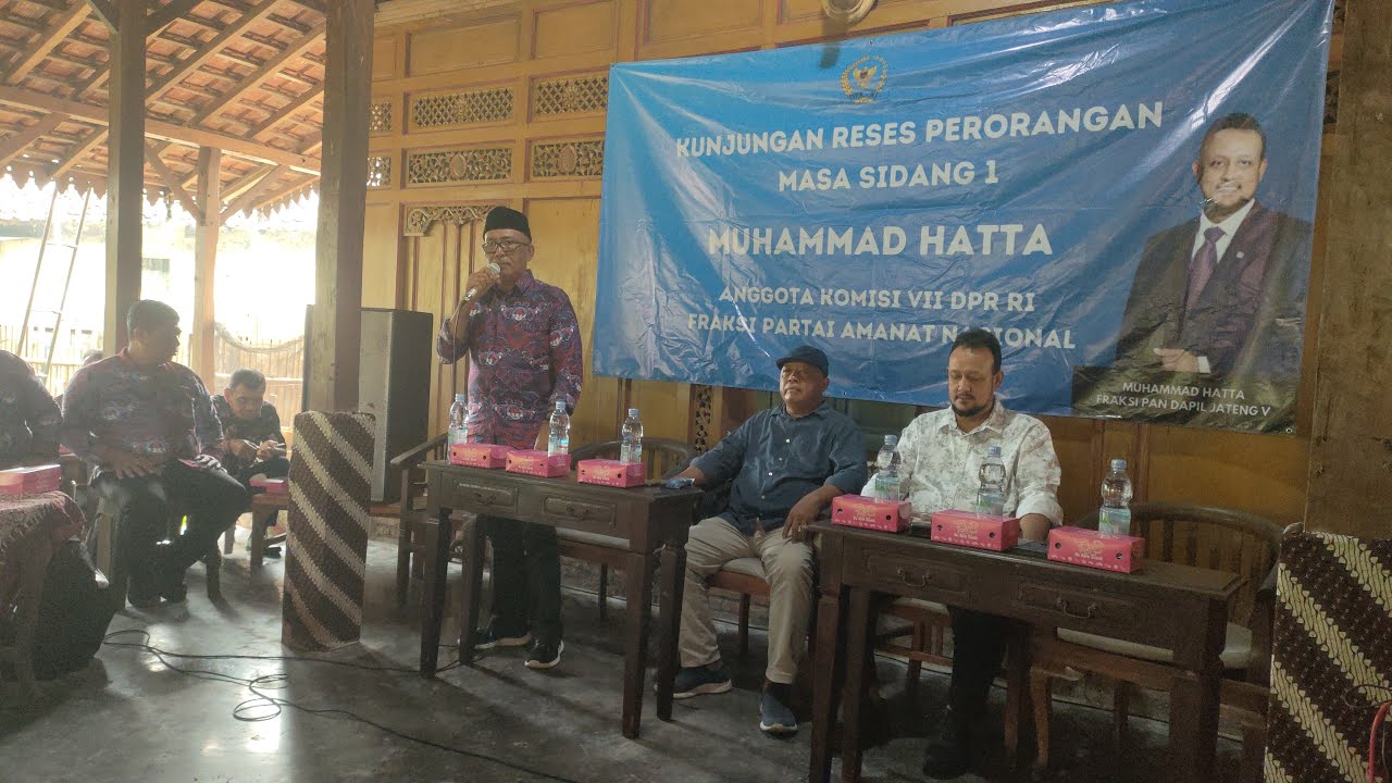 Reses Anggota DPR RI Muhammad Hatta di Klaten - YouTube