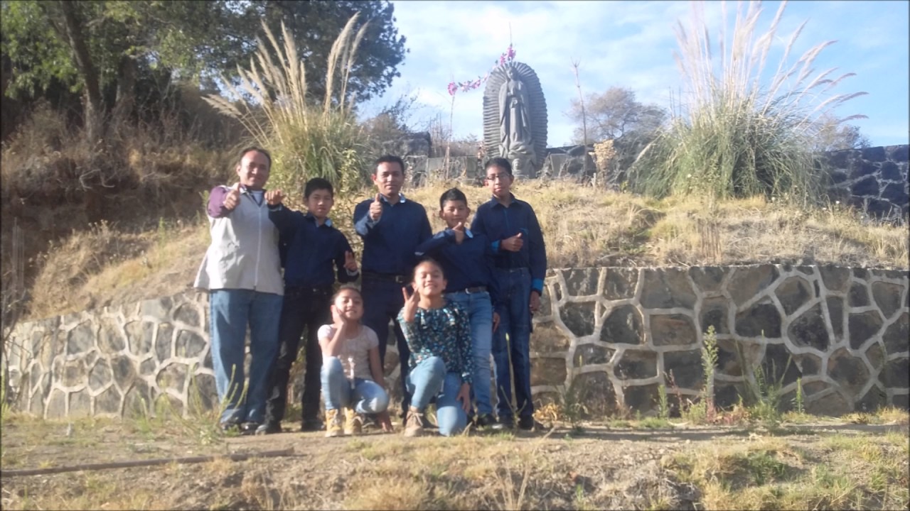 YA LO SE QUE TU TE VAS. EMILY GABRIELA Y LOS RETOÑOS DE LA CUMBIA - YouTube