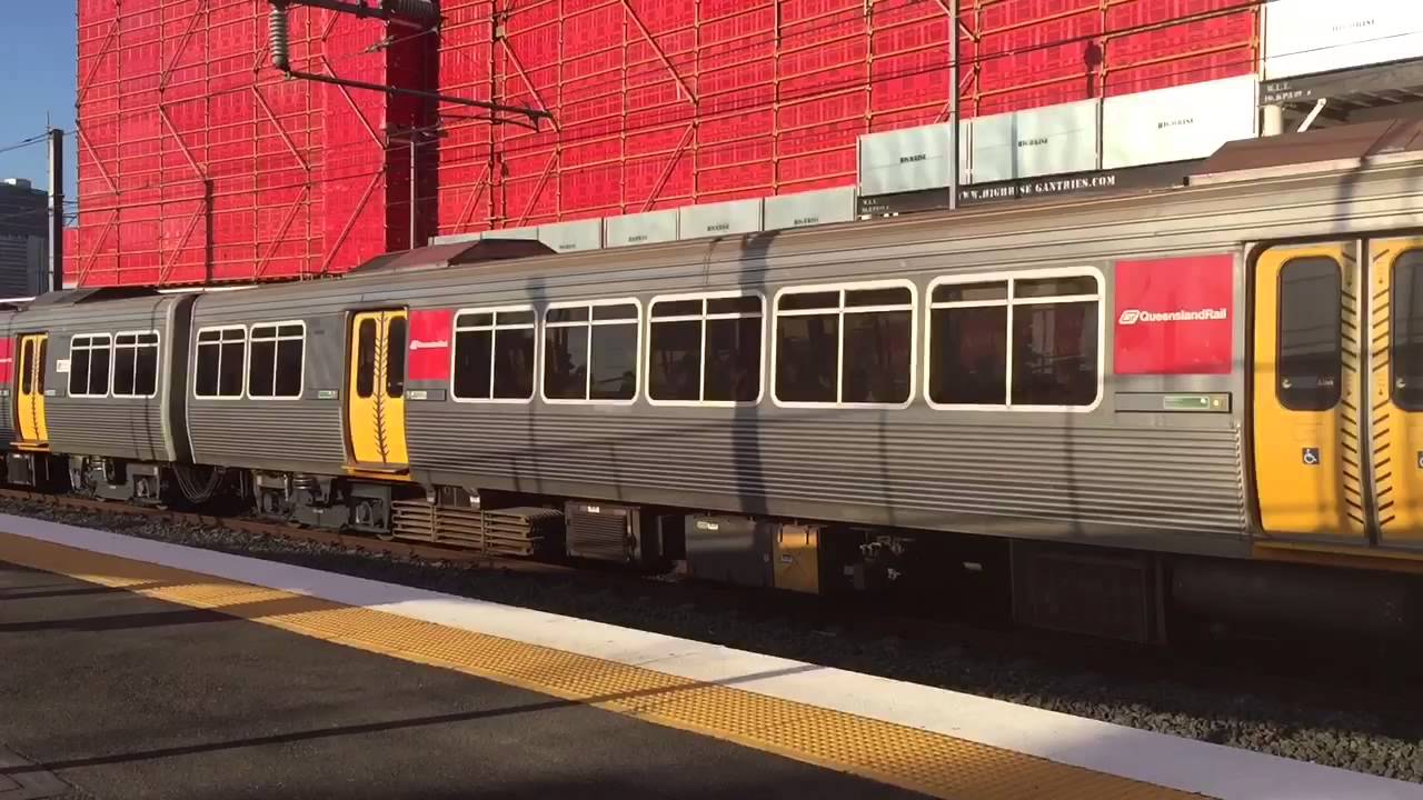 South Bank Station 2/11/2015 - YouTube