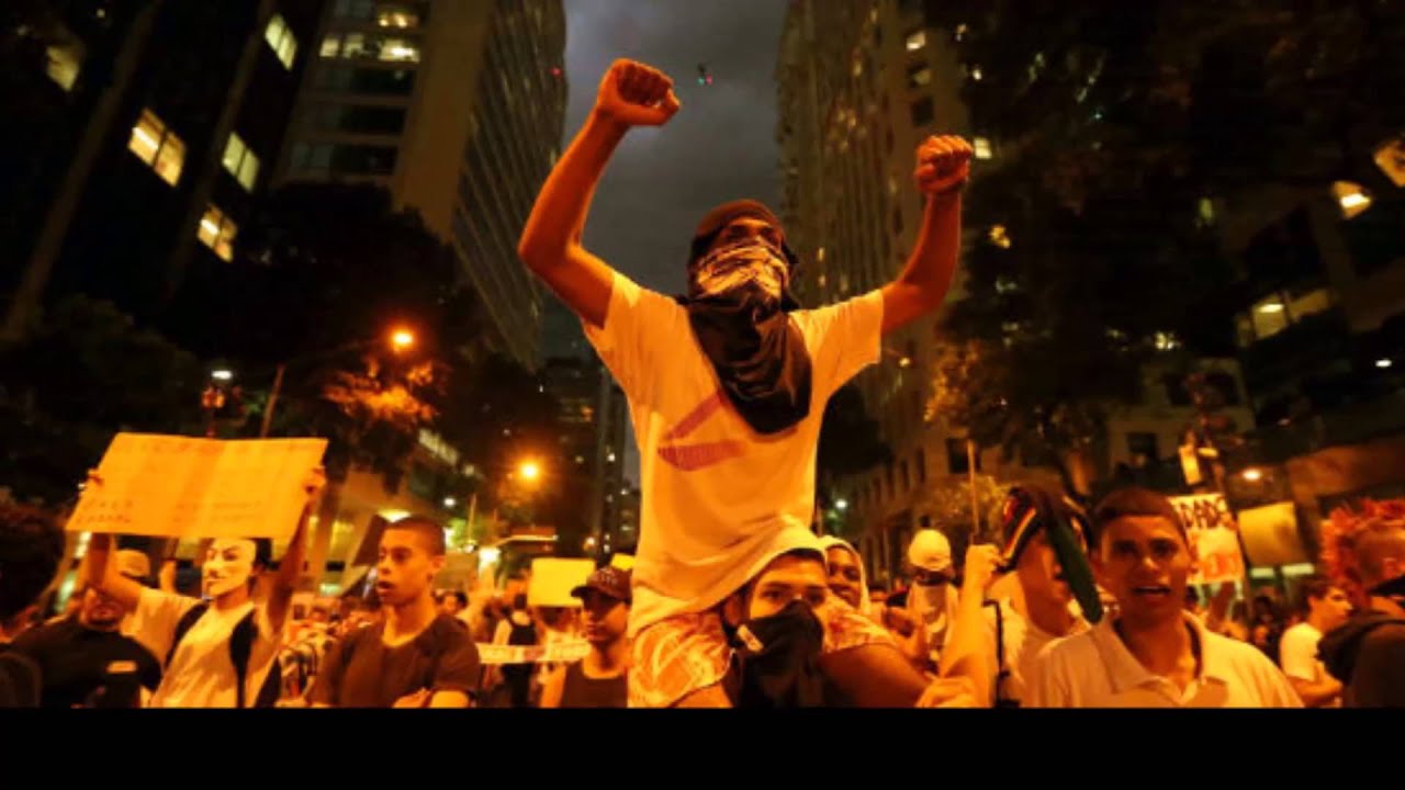 [Protestos no Brasil] Brazilian Protest against the government (Rage ...