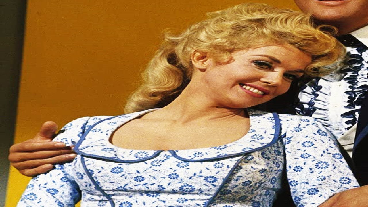 Donna Douglas Kept This Hidden When Filming The Beverly Hillbillies ...