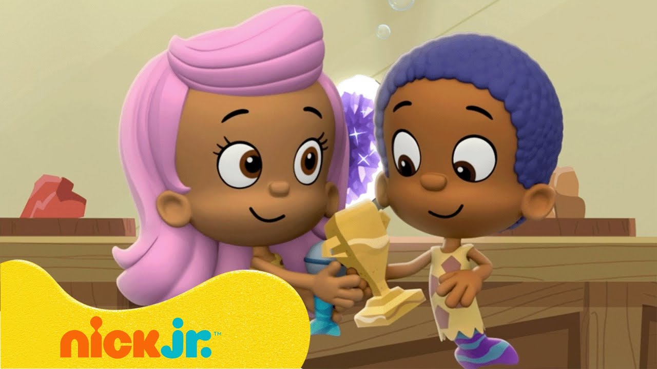 Bubble Guppies | Gil SALVA un cucciolo di dinosauro! 🦖 | Nick Jr. - YouTube